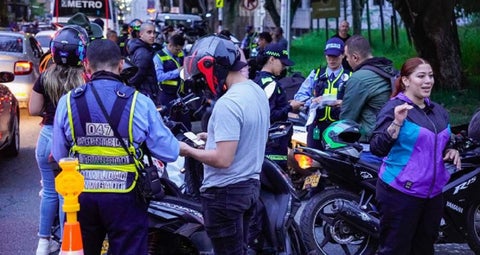 Dos capturas y más de 190 comparendos dejó un operativo en Envigado