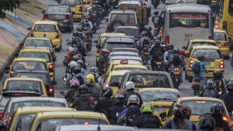 Pico y placa regional Bogotá: horarios y placas para el 8 de junio